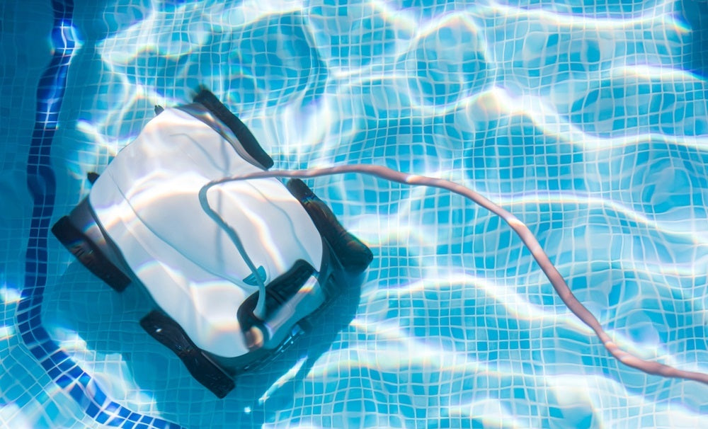 How to Vacuum a Pool - Troubleshooting 6 Common Problems